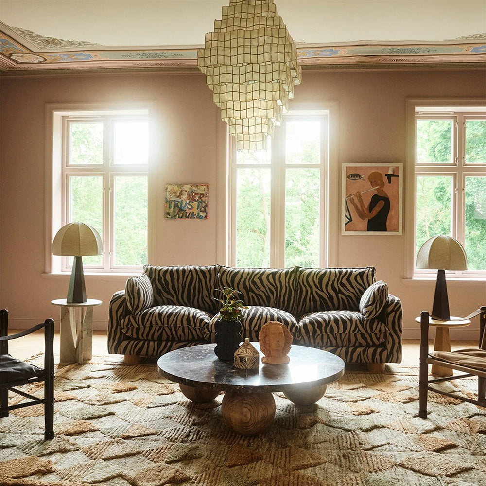 Miles Sofa – Design Public