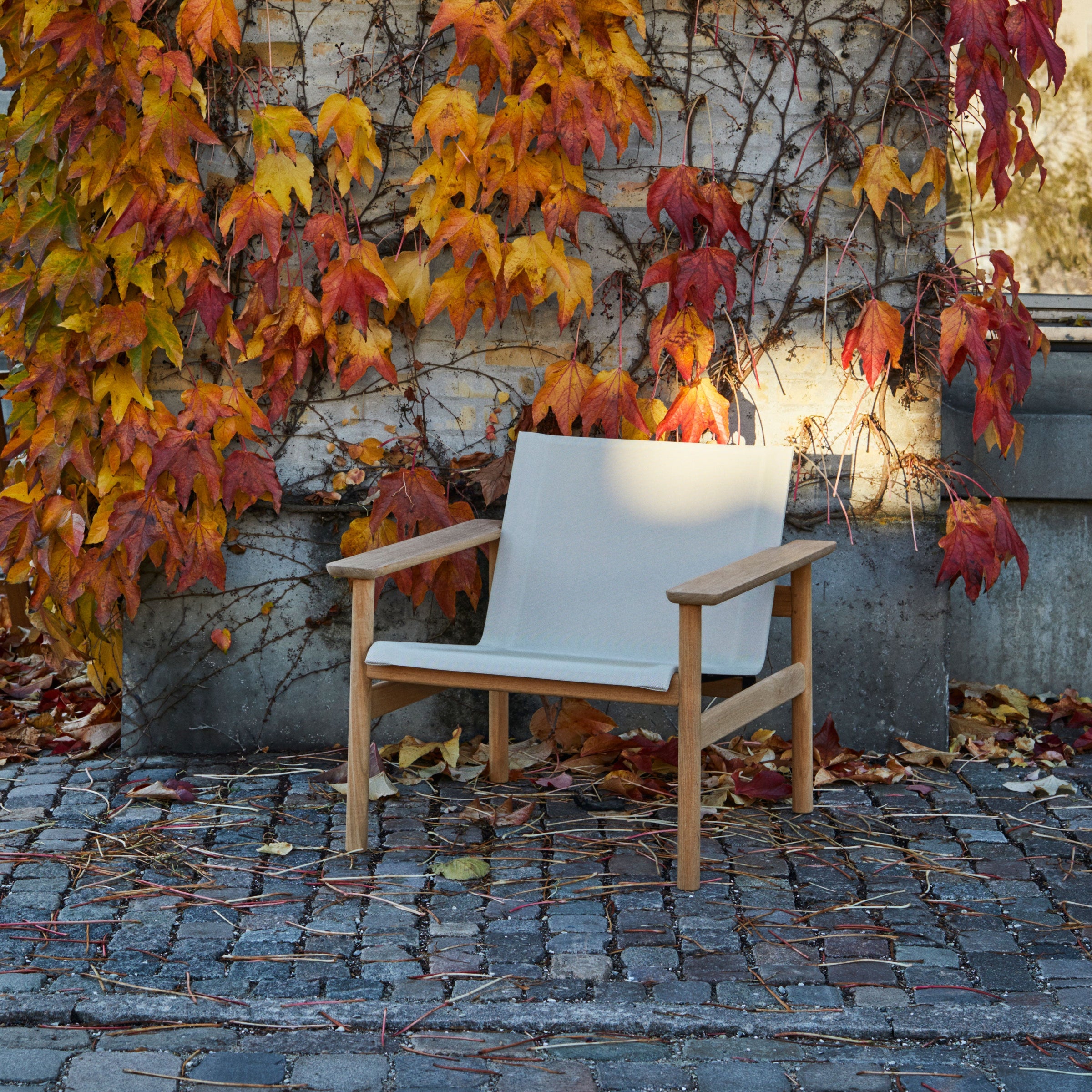 Skagerak Pelagus Outdoor Lounge Chair – Design Public