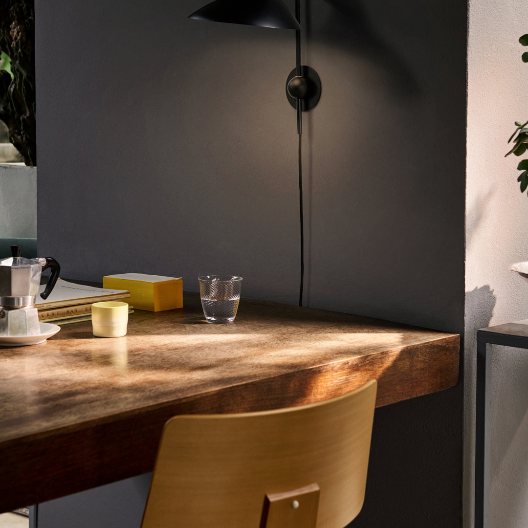 Daystak RD1 Side Chair - Stackable – Design Public