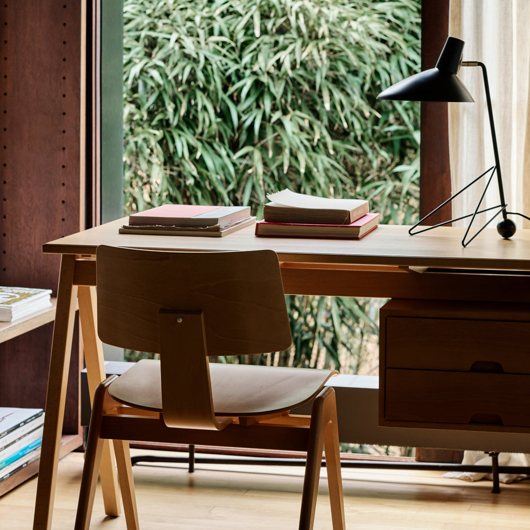 Daystak RD1 Side Chair - Stackable – Design Public