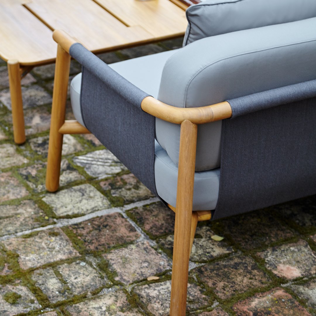 Hamp Lounge Armchair – Design Public