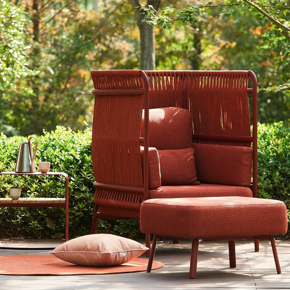 Mindo 106 Outdoor High-Back Lounge Chair – Design Public