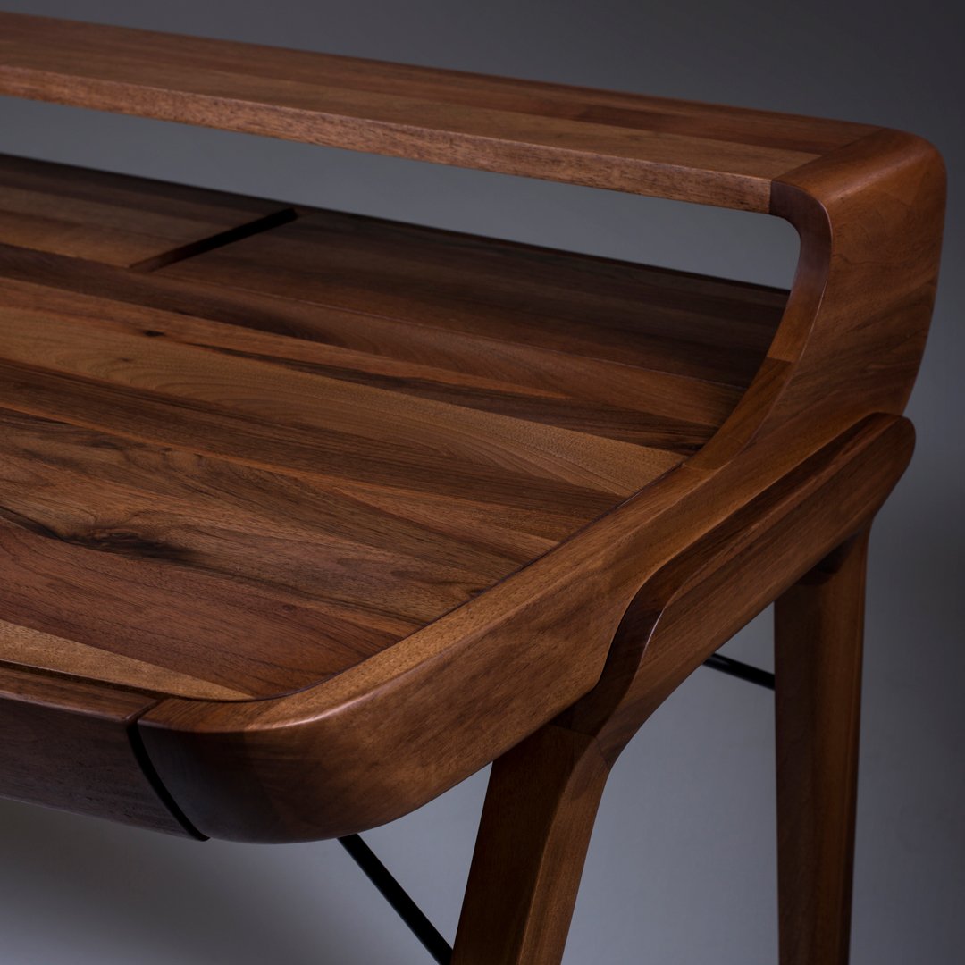Picard Desk – Design Public